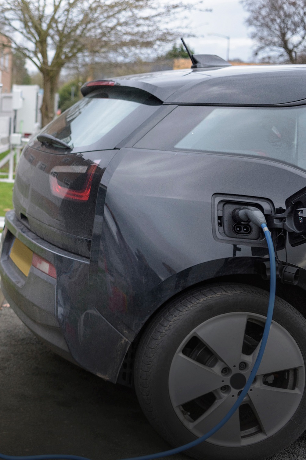 2W fleets and 3Ws will be the first to witness EV adoption: EY Report ...